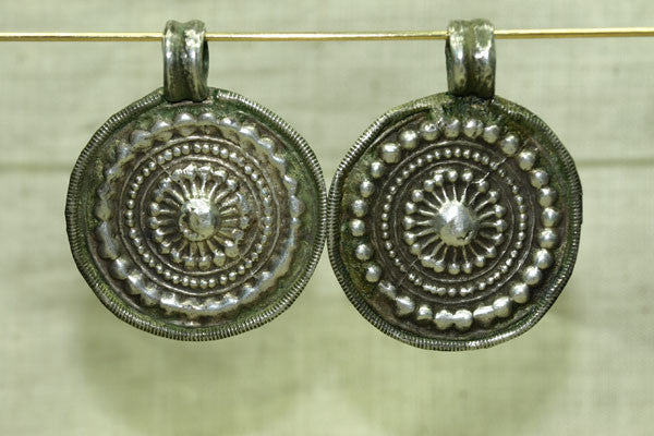 Antique Silver Disk Pendant from India | Beadparadise.com